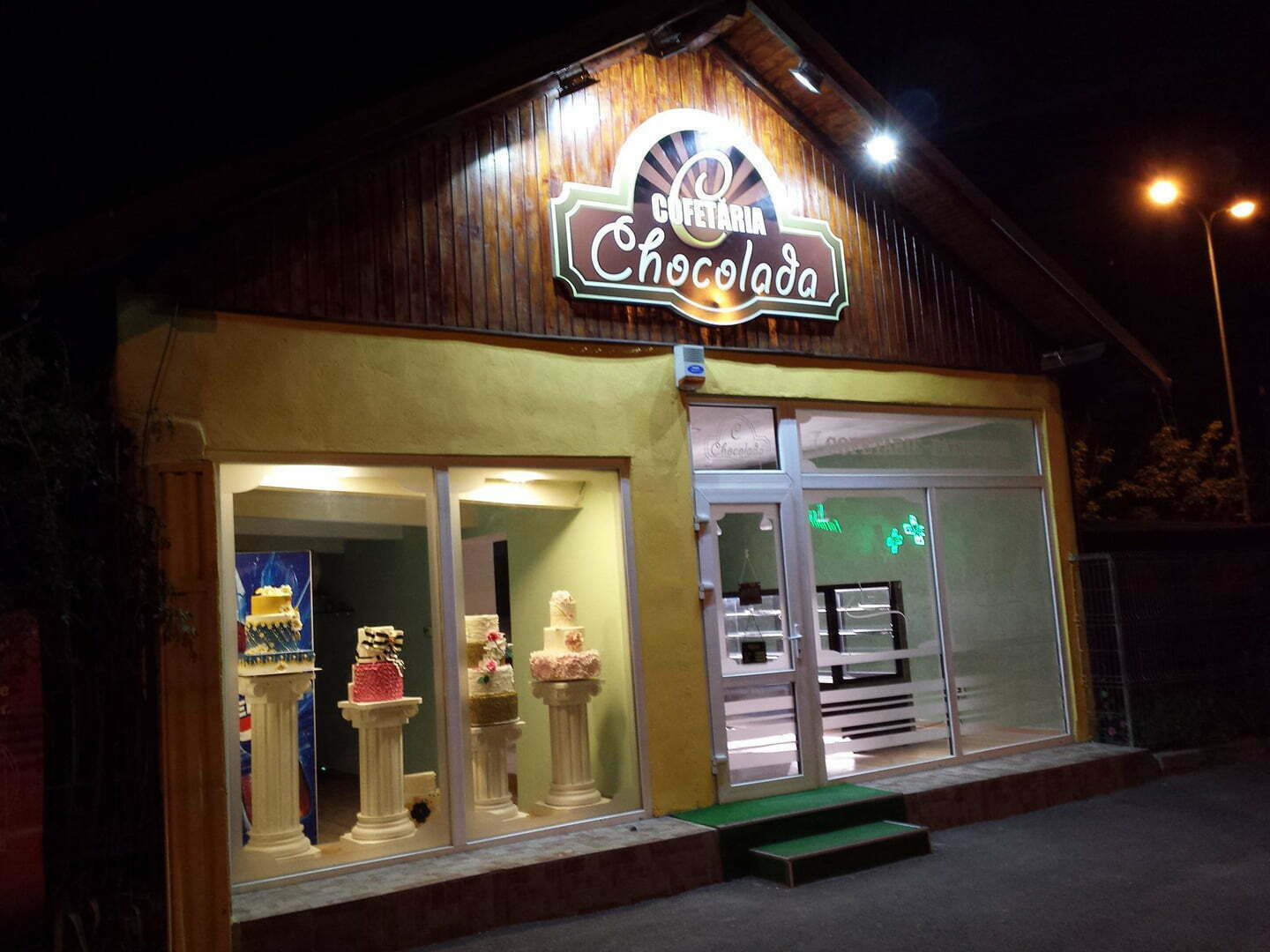 Chocolada • Zile și Nopți