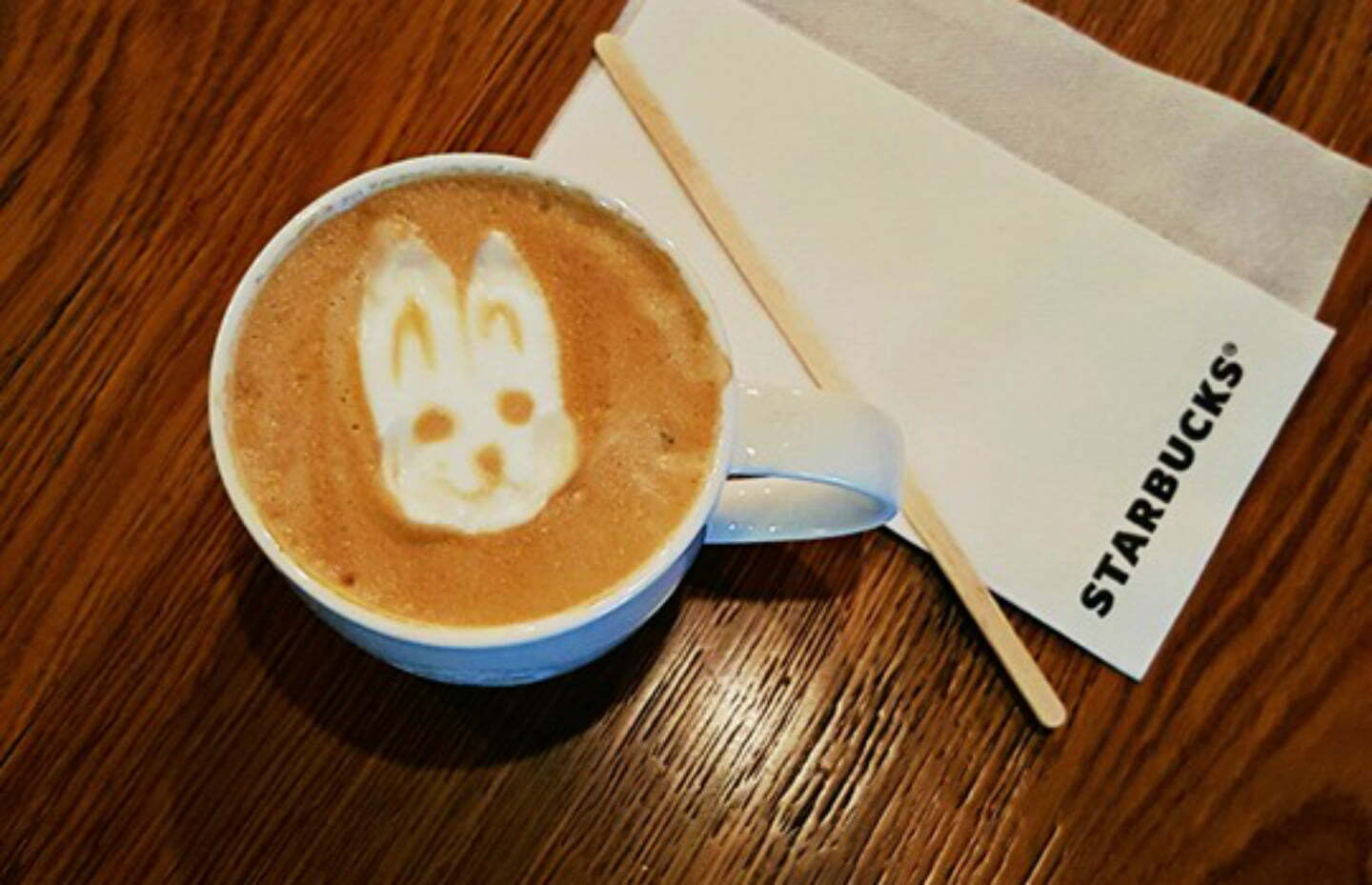 Starbucks - Victoriei • Zile și Nopți