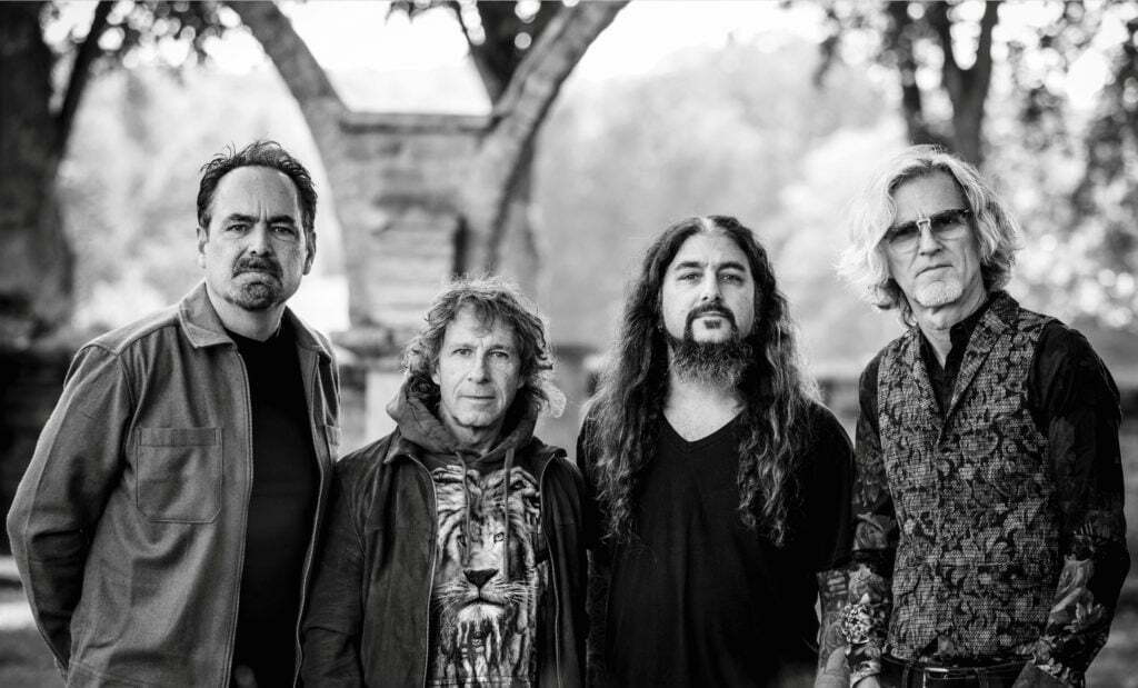 Transatlantic, „nava-mama” a prog-rock-ului modern, aterizeaza la ...