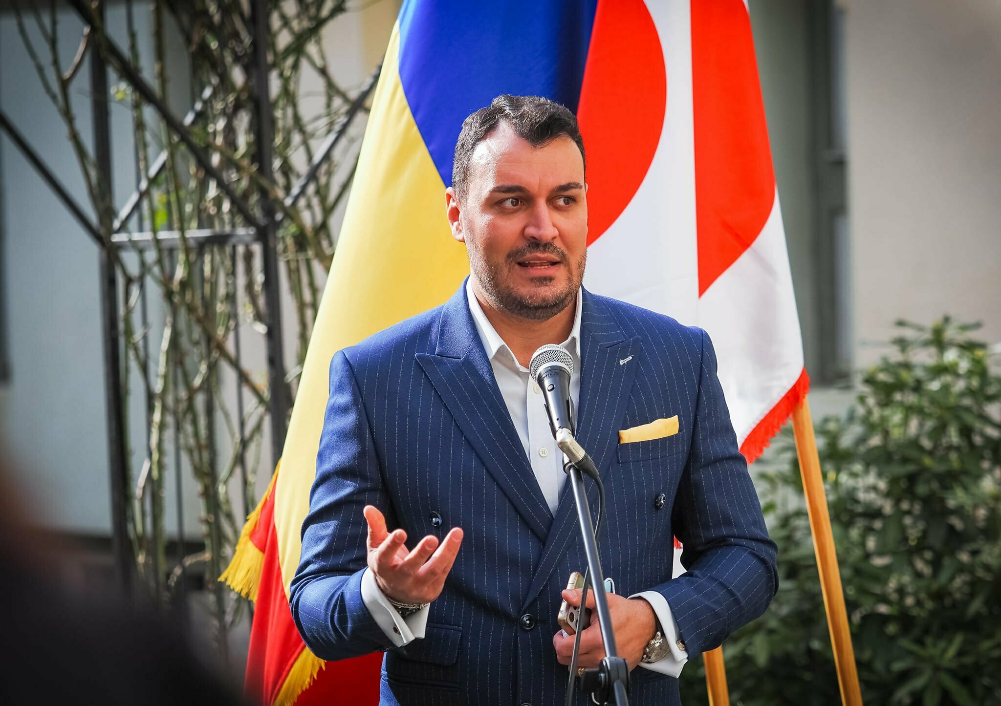 Lucruri pe care le știi doar dacă ești curator, cu Alexandru Constantin ...