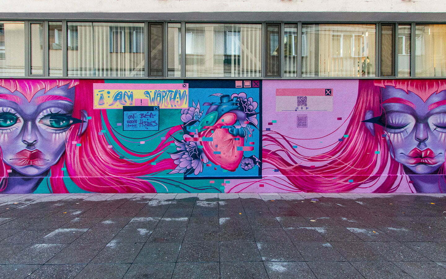 Un-hidden Romania inaugurează un nou mural în Iași • Artă & Cultură ...