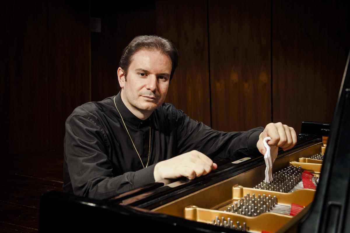 Concert simfonic - Invitați: Grigor Palikarov, dirijor și Alessandro ...