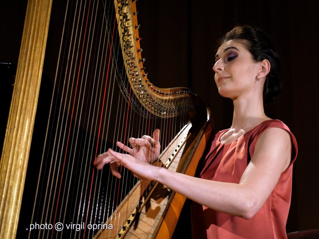 Turneul naţional O harpă de poveste • Artă & Cultură • Zile și Nopți