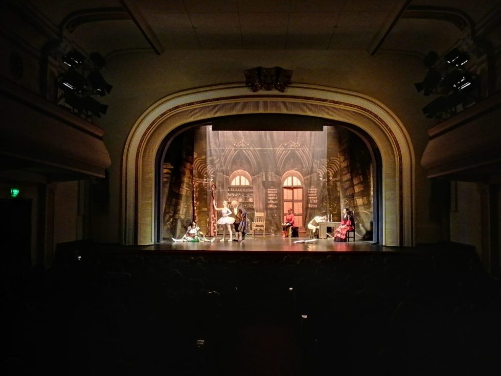 Aniversare: 20 de ediții ale Festivalului de Operă, Operetă și Balet și ...