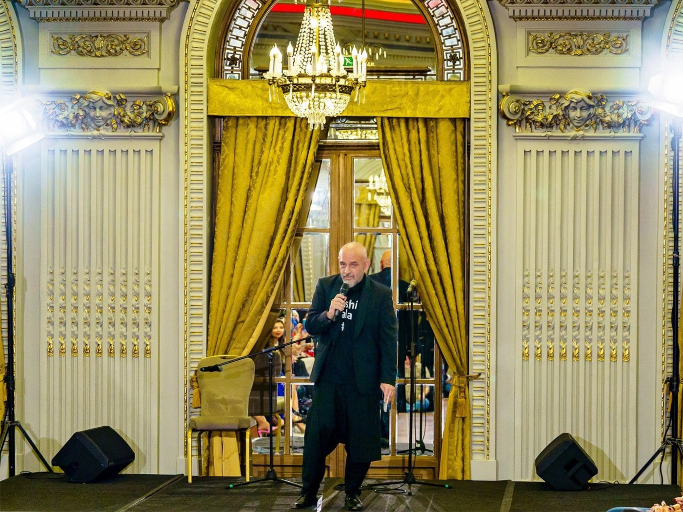 A Gălățescu Noiembrie ultimul bal • Fashion • Zile și Nopți