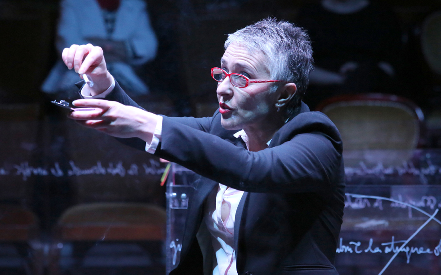 Vârful aisbergului @ Teatrul Clasic Ioan Slavici • Zile și Nopți