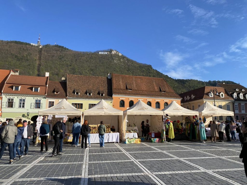 Târg de Paște @ Piața Sfatului • Zile și Nopți