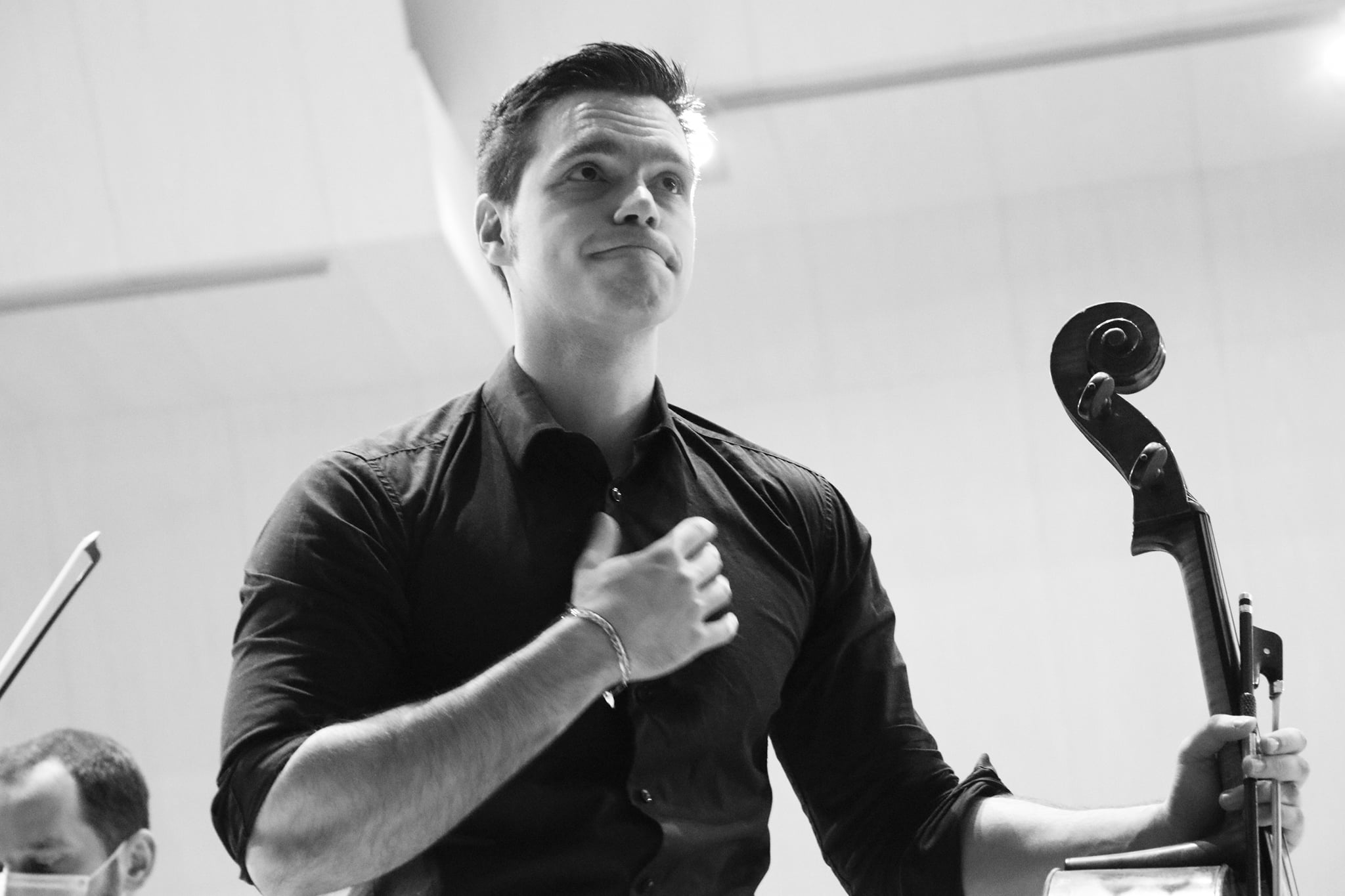 Concert cu două simfonii, joi seară la Filarmonica Brașov • Artă ...