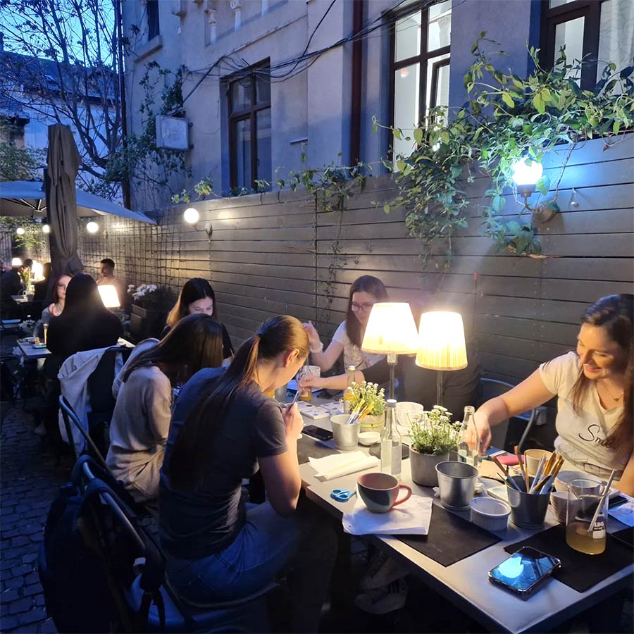 Recomandări de cafenele din Bucureşti • Eat & Drink • Zile și Nopți