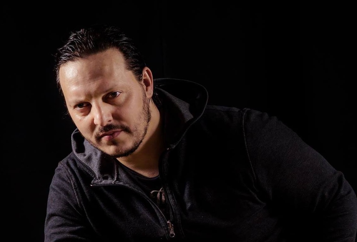 ”Un om liber” de Florin Coșuleț • CityZen • Zile și Nopți