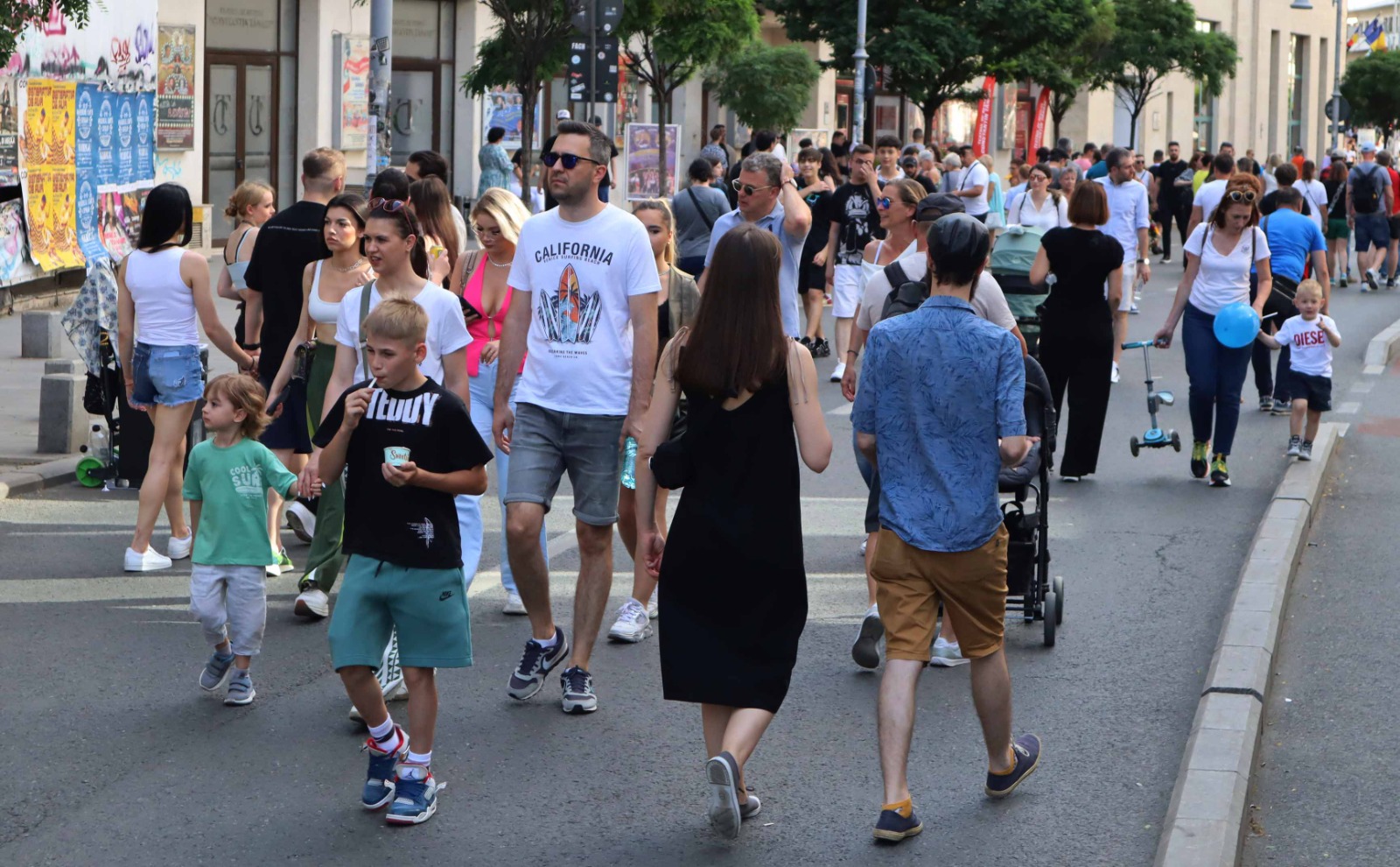 „Străzi deschise, București – Promenadă urbană” invită publicul la un ...