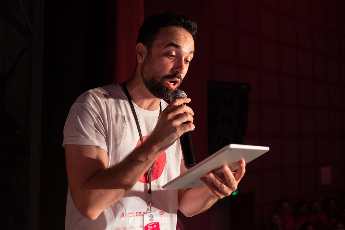 IDEO IDEIS – 20 de ani de teatru tânăr.
