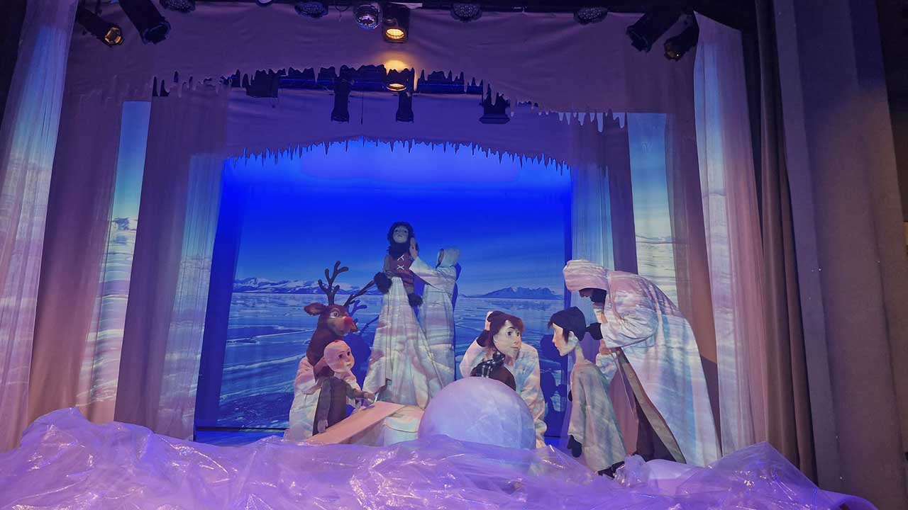 „Poveste de iarnă” în premieră la Teatrul Arlechino