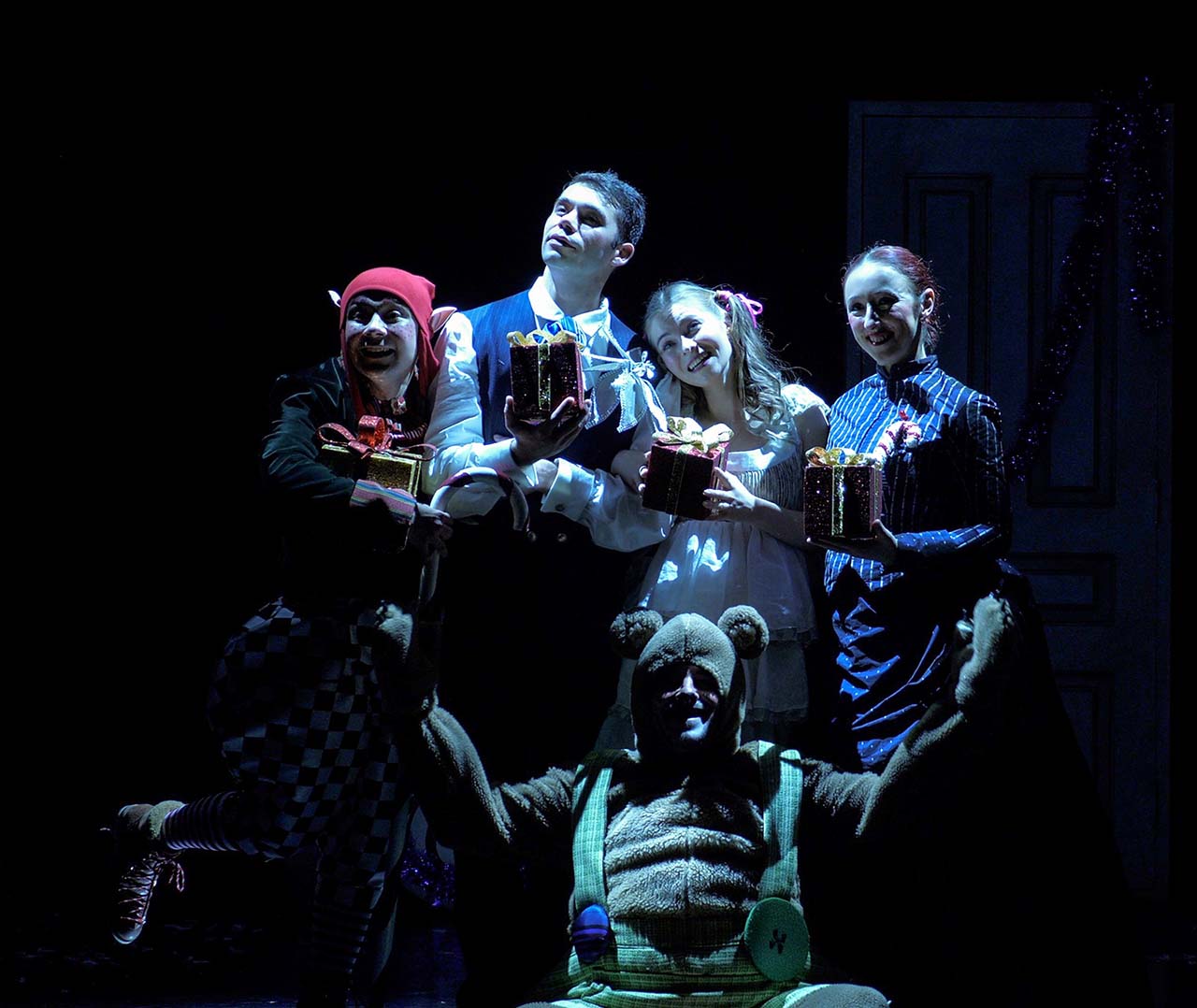 Maya și Elfie - o poveste de Crăciun revine la Teatrul Stela Popescu ...